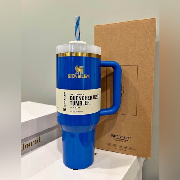 Stanley | Dining | Stanley Arctic Twist The Quencher H2 Flowstate ...